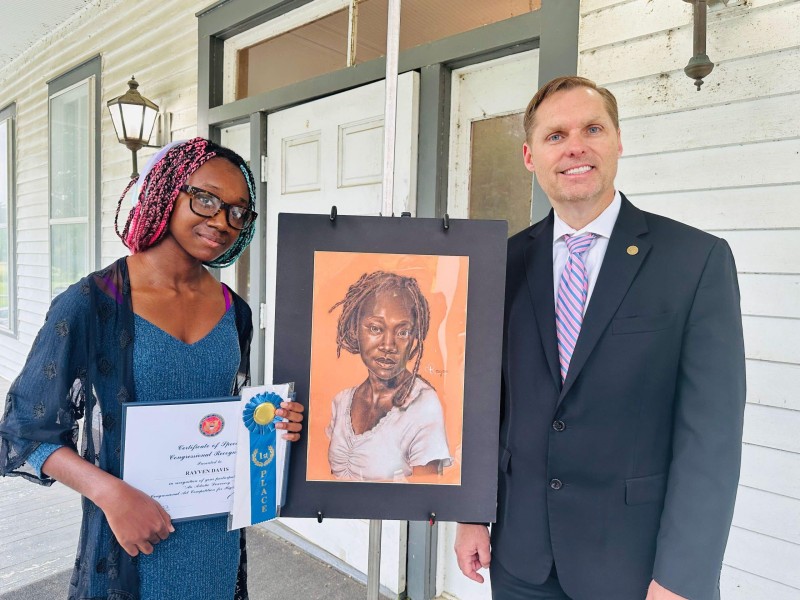 Rayven Davis wins art competition – Jackson Advocate